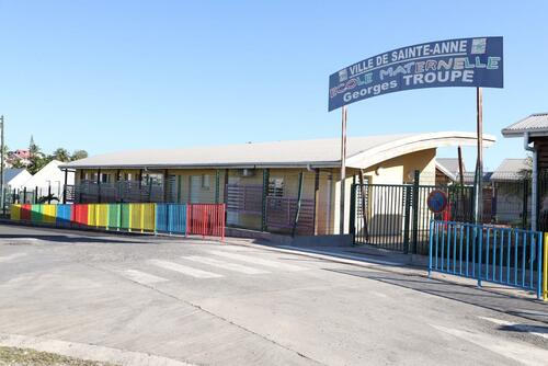 Ffrench : sécurisation des abords de l’école - Sainte-Anne